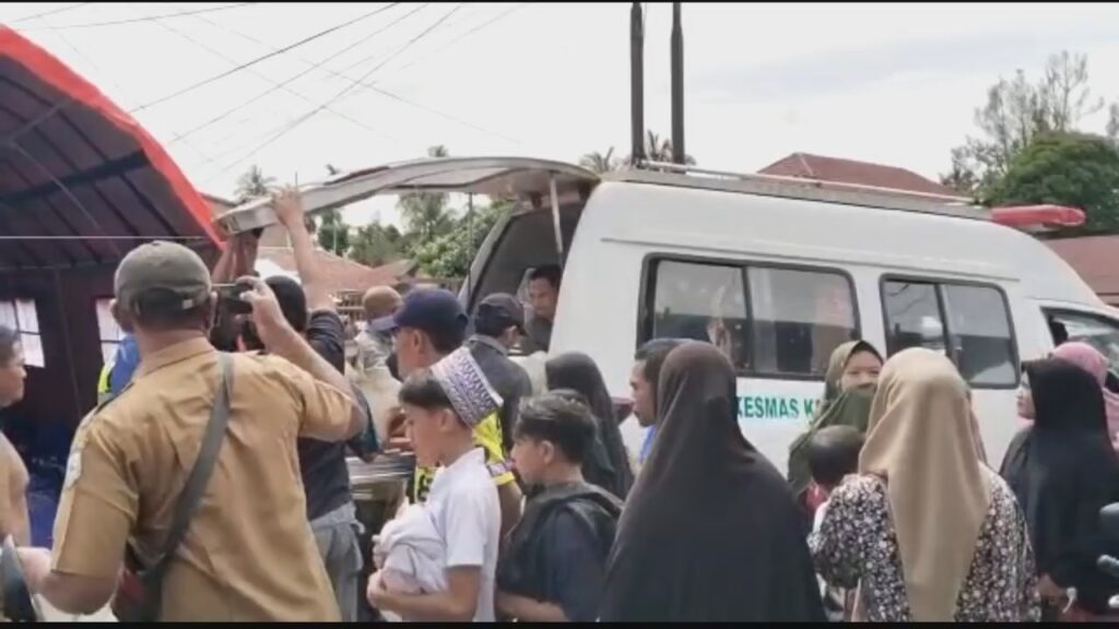 Hanyut 10 Jam, Korban Banjir Bandang Di Aceh Tenggara Ditemukan ...